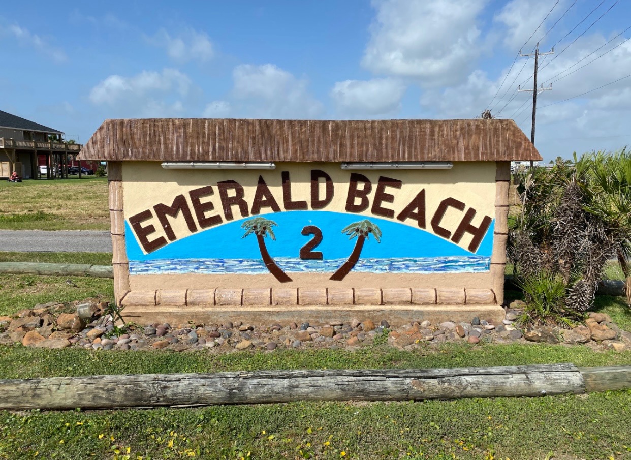 Emerald Beach | Neighborhood Association
